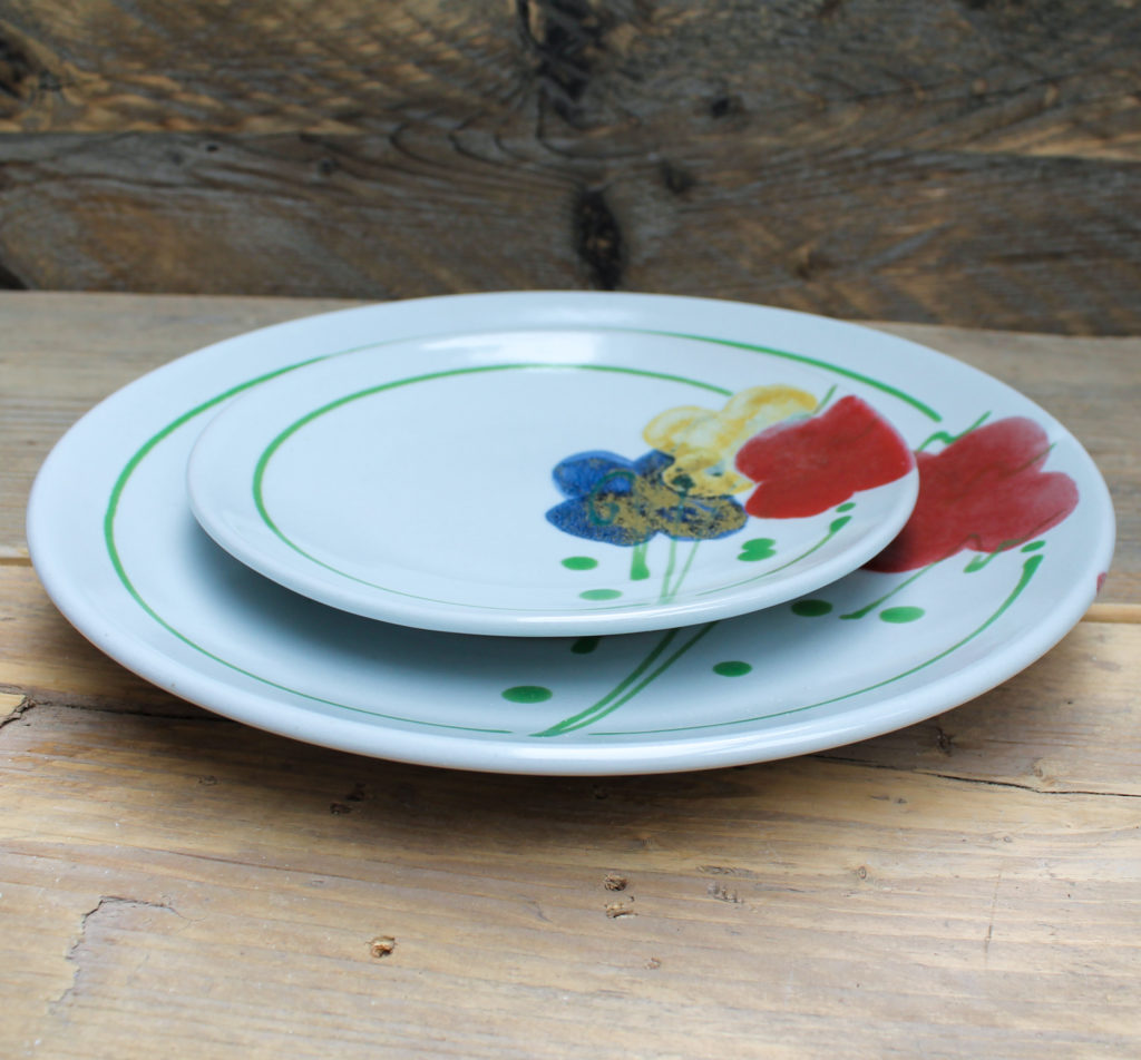 Poppy Dinner Plate | Grayshott Pottery